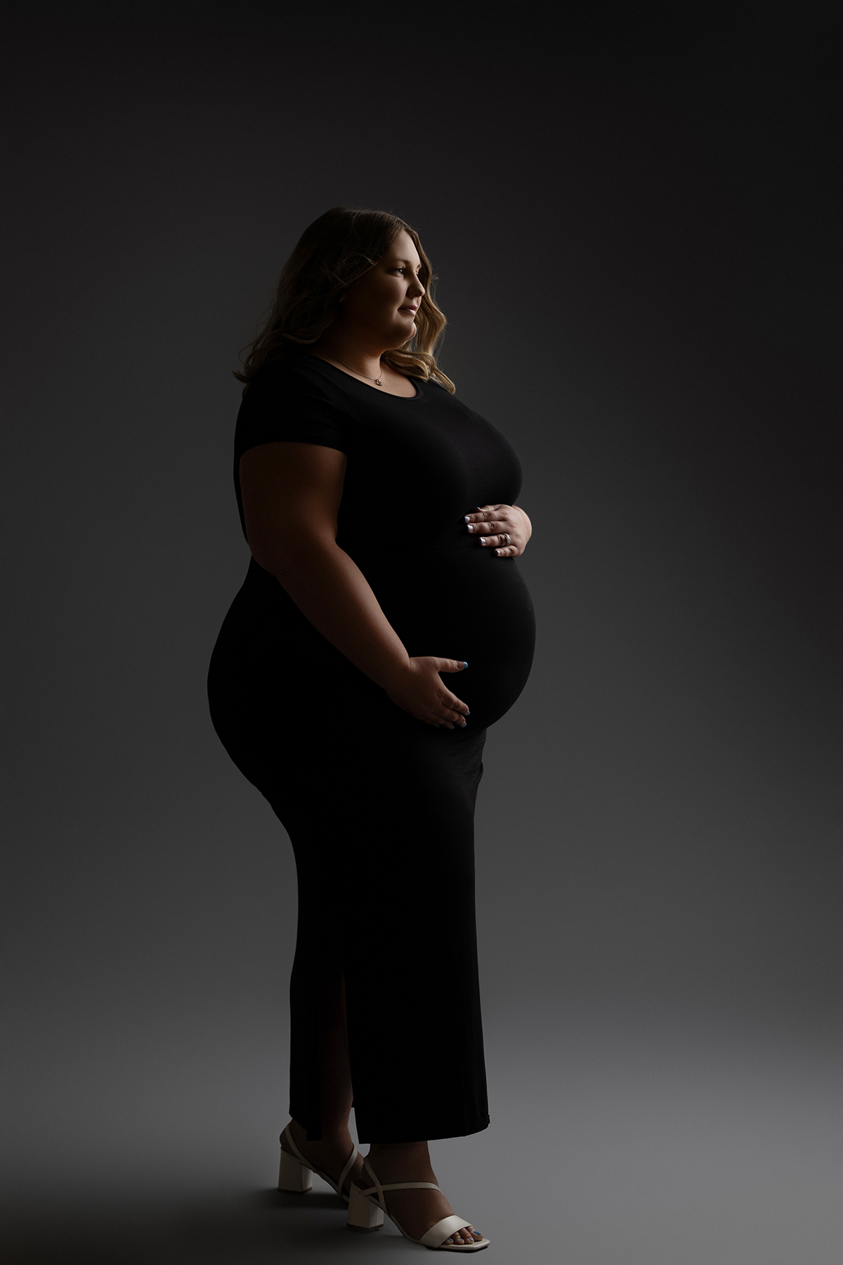 What to Wear for Maternity Photos in Phoenix (Without Buying Anything ...